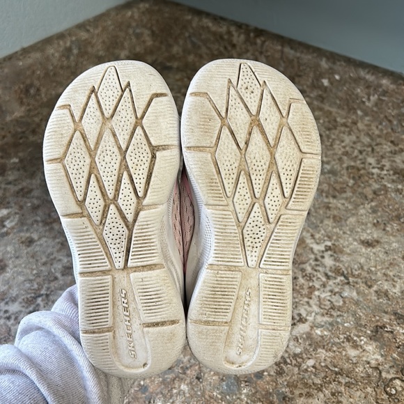 Skechers | Shoes | Skechers Little Girls Tennis Shoes Size 2 | Poshmark